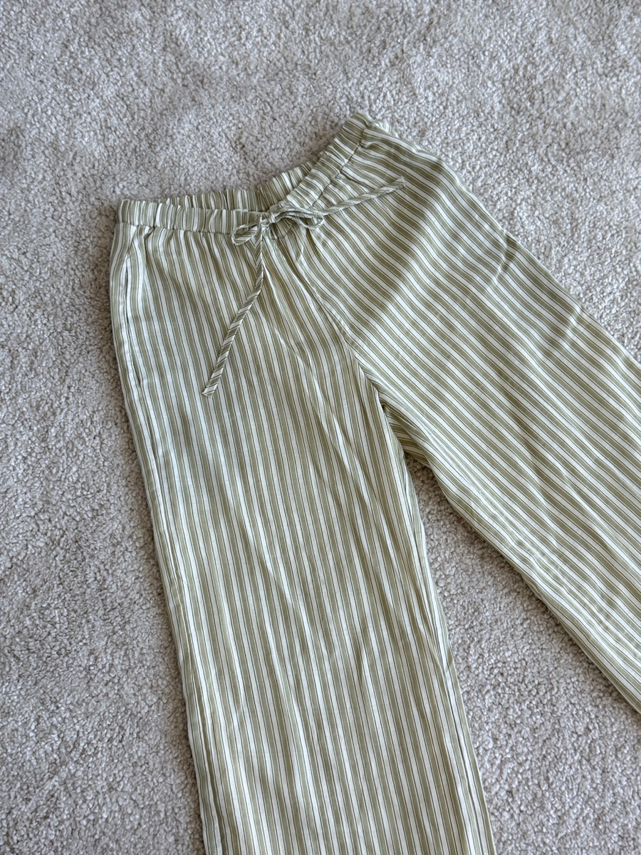 (BOTTOM) Pants in Whip Pistachio – Guzel KL